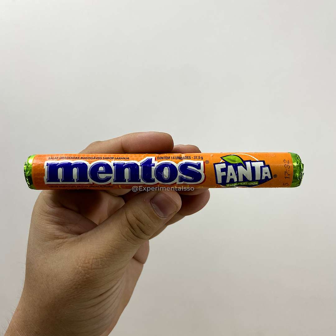 Mentos de Fanta – @ExperimentaIsso